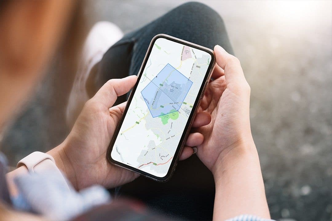 Vehicle Tracking Solutions | GPS Vehicle Trackers | Radius