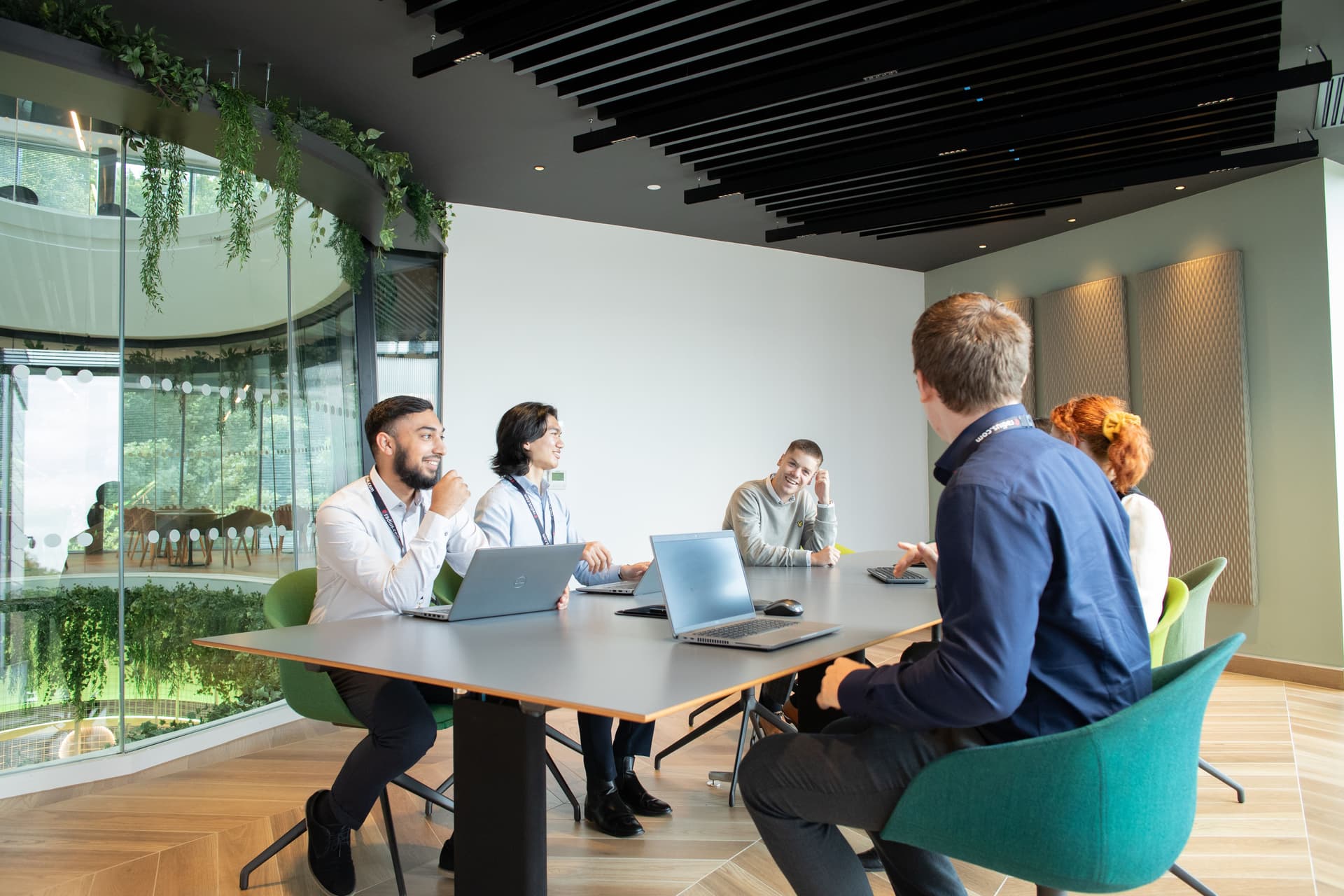 Careers | Current Vacancies | Radius