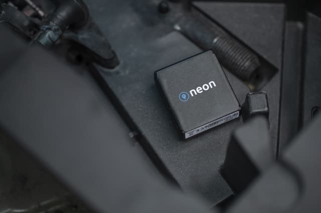 Self-Install Telematics Devices | Inquire Now | Radius