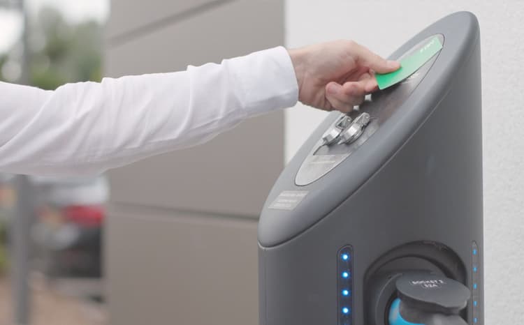 Fleet Fuel Cards | Apply Online Today | Radius